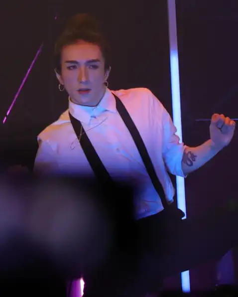 MIRROR boy band, accidente en concierto: quién es el bailarín herido ...
