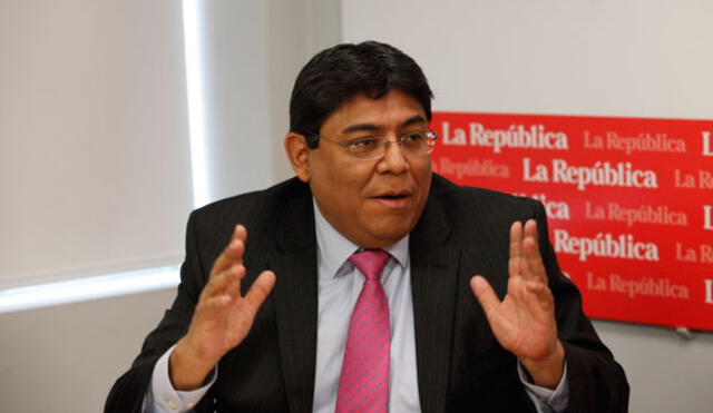 Elmer Cuba: Perú crecerá 2,4% en el mejor escenario