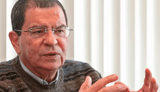 Simón Pachano: Esquizofrenia | Mundo | La República