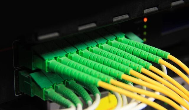 KKR | Telefónica del Perú vende el 64% de su negocio de fibra óptica al ...