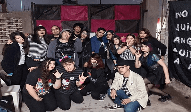 Facebook viral: jóvenes realizaron fiesta 'emo’ para recordar su ...