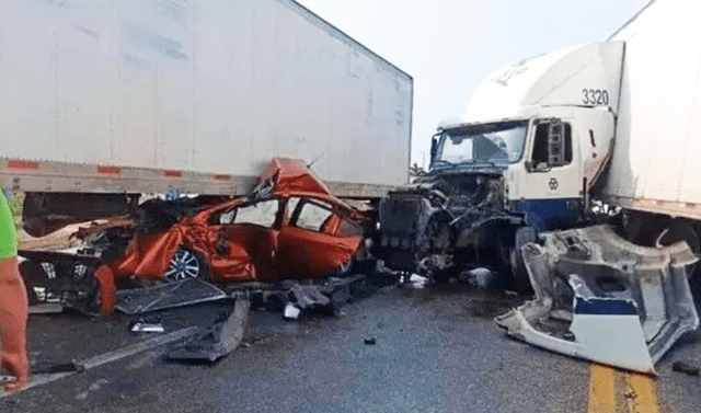 Viral | Auto queda aplastado pero conductor se salva de milagro en una ...